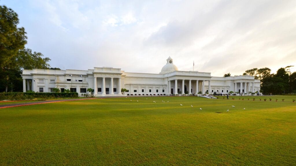 IIT Roorkee MBA - Comprehensive Overview | Fees, Placements IIT Roorkee MBA - Comprehensive Overview | Fees, Placements